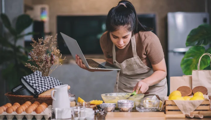 Food Business in Lahore 2025 | Profitable Restaurants, Bakeries & Cafés